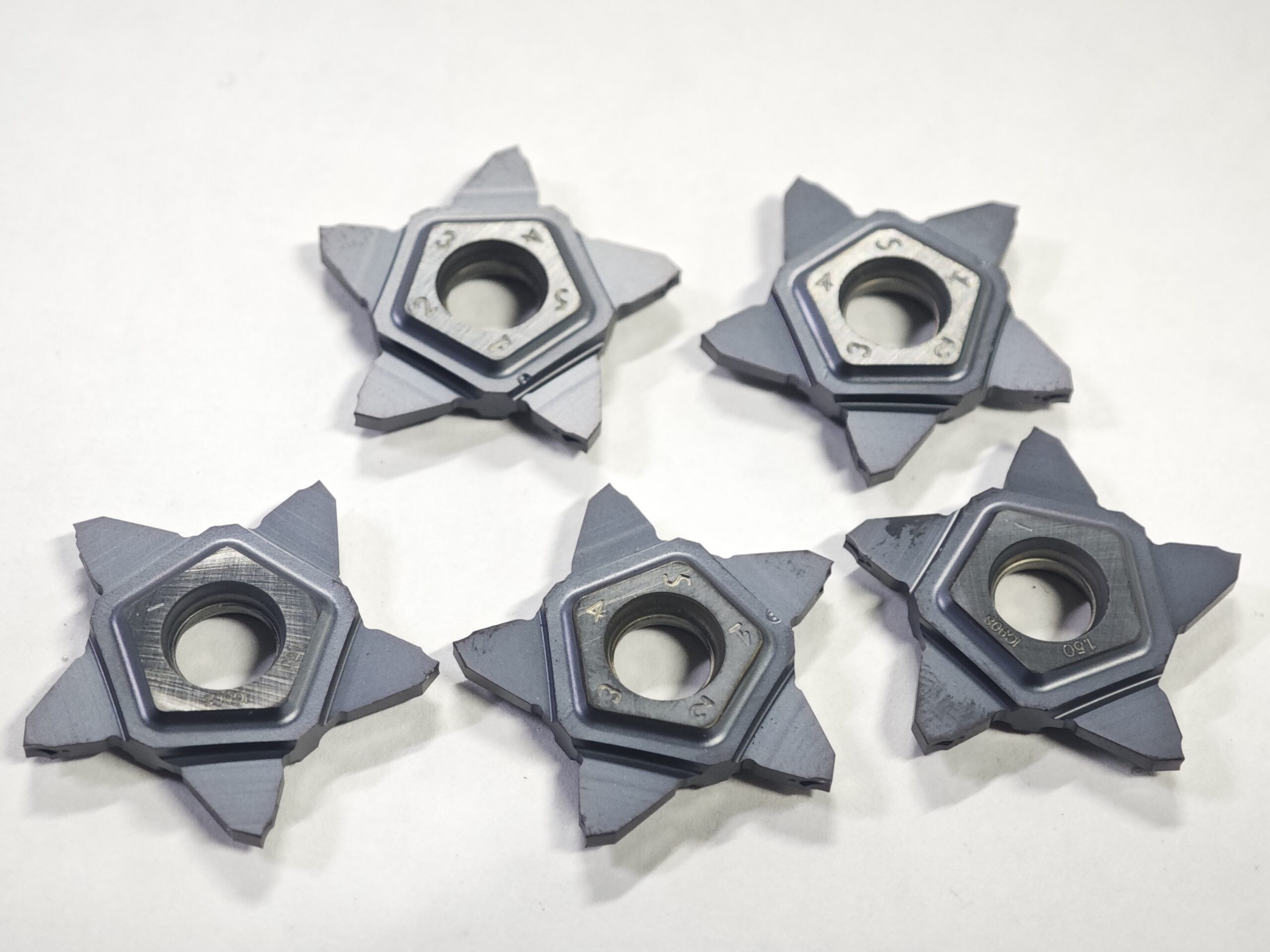 Star-shaped Grooving Cut - AGrade Carbide